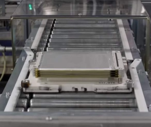 How Electric Car Batteries Are Made: From Mining To Driving - Green Car ...