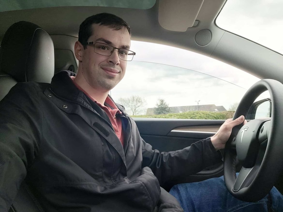 Can a Tesla (and Other EVs) Survive an EMP? - Green Car Future