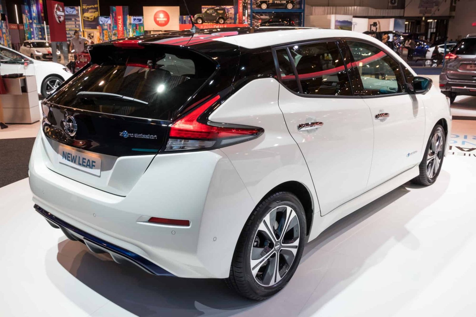 Can a Nissan Leaf Tow? (Safe Towing Tips For The Leaf) - Green Car Future
