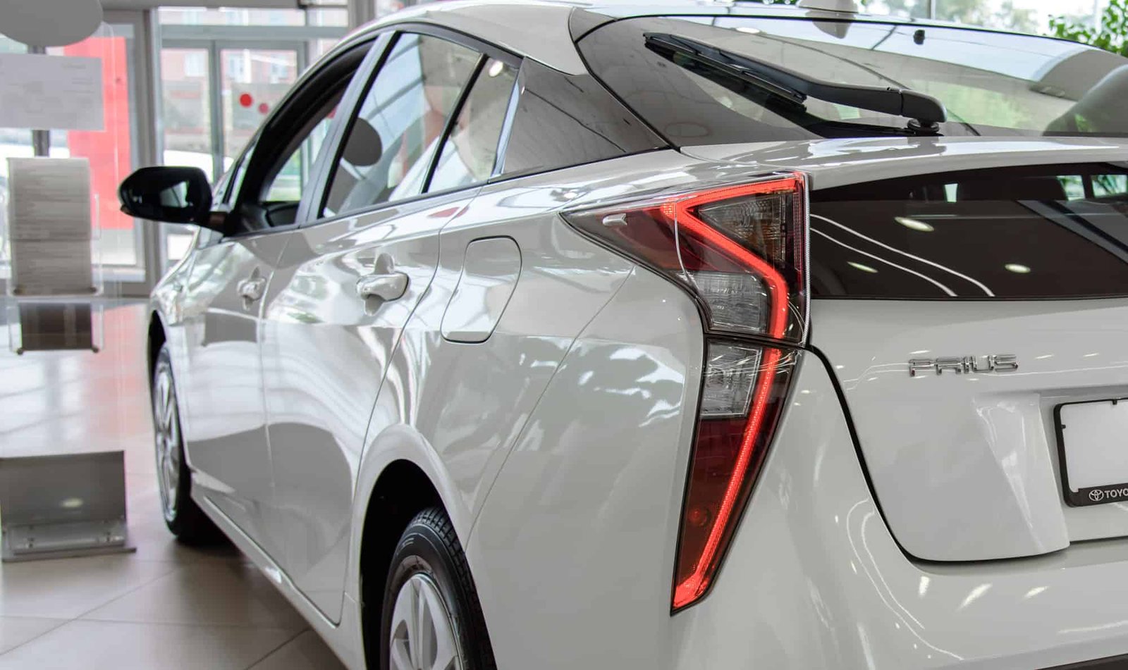 Buying a Used Toyota Prius with High Mileage: A Guide - Green Car Future